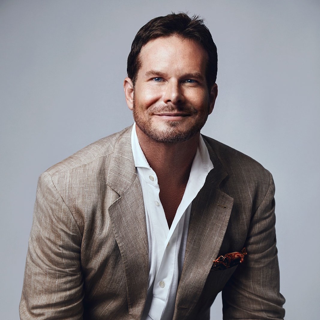 Get to Know Actor Turned NYC Real Estate Agent Philip Tabor - DailyDEEDS