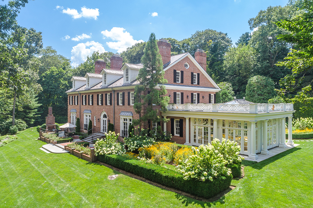 Tour a $19M Georgian-Style Estate Listed in Greenwich, Connecticut