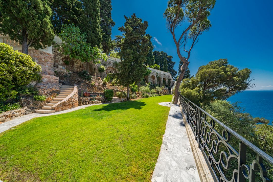 Sean Connery's Former Villa Above the French Riviera Lists for $33.7M