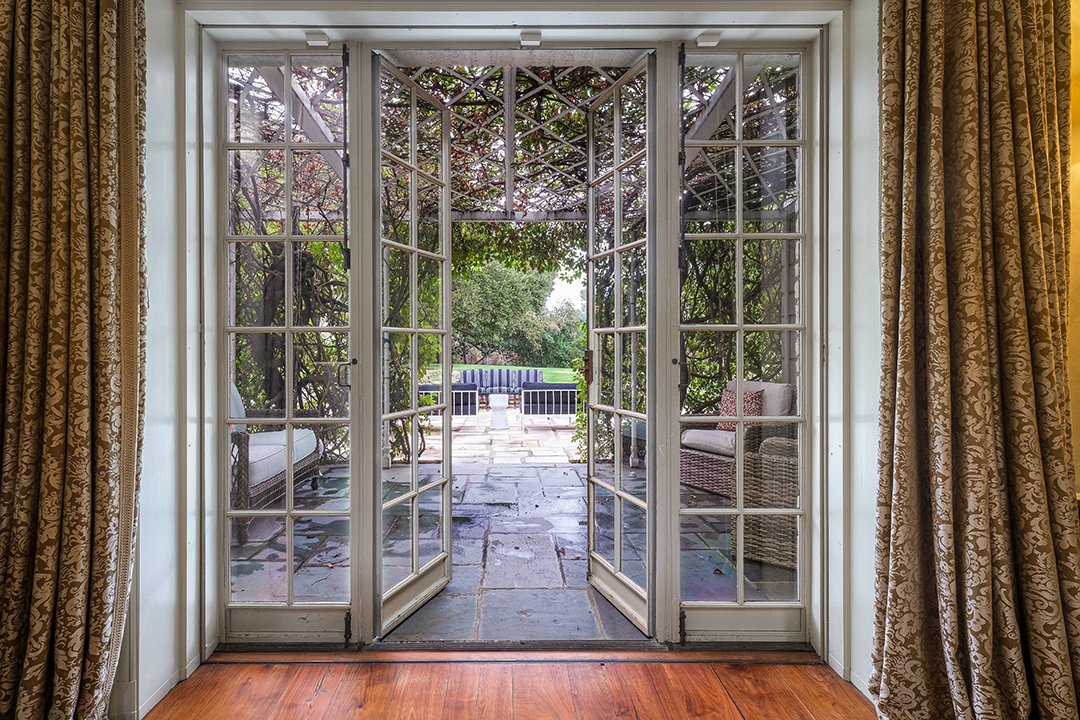 USC Puts President's Estate on the Market for $24.5M - DailyDEEDS