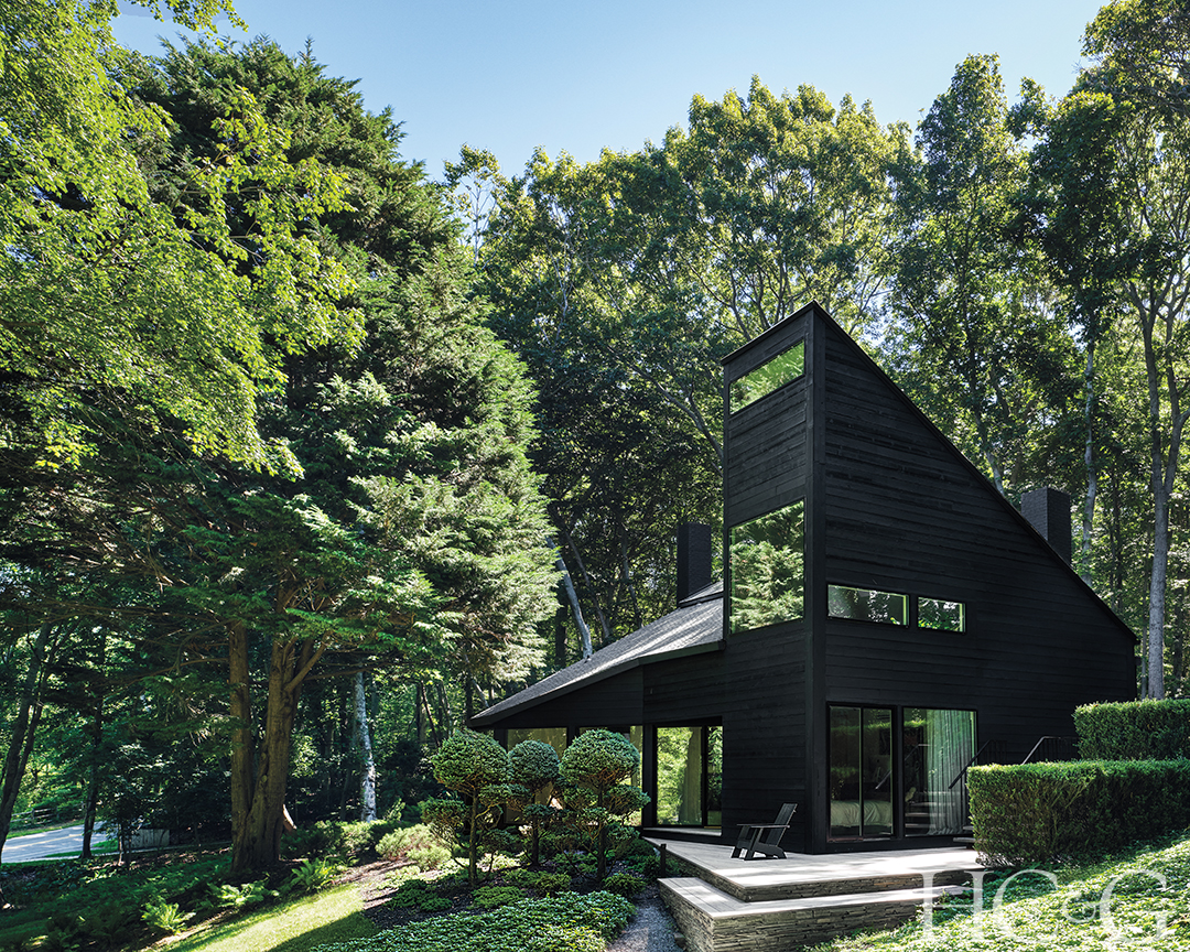 The Founder of Hamptons 20th Century Modern Owns this Southampton Home ...