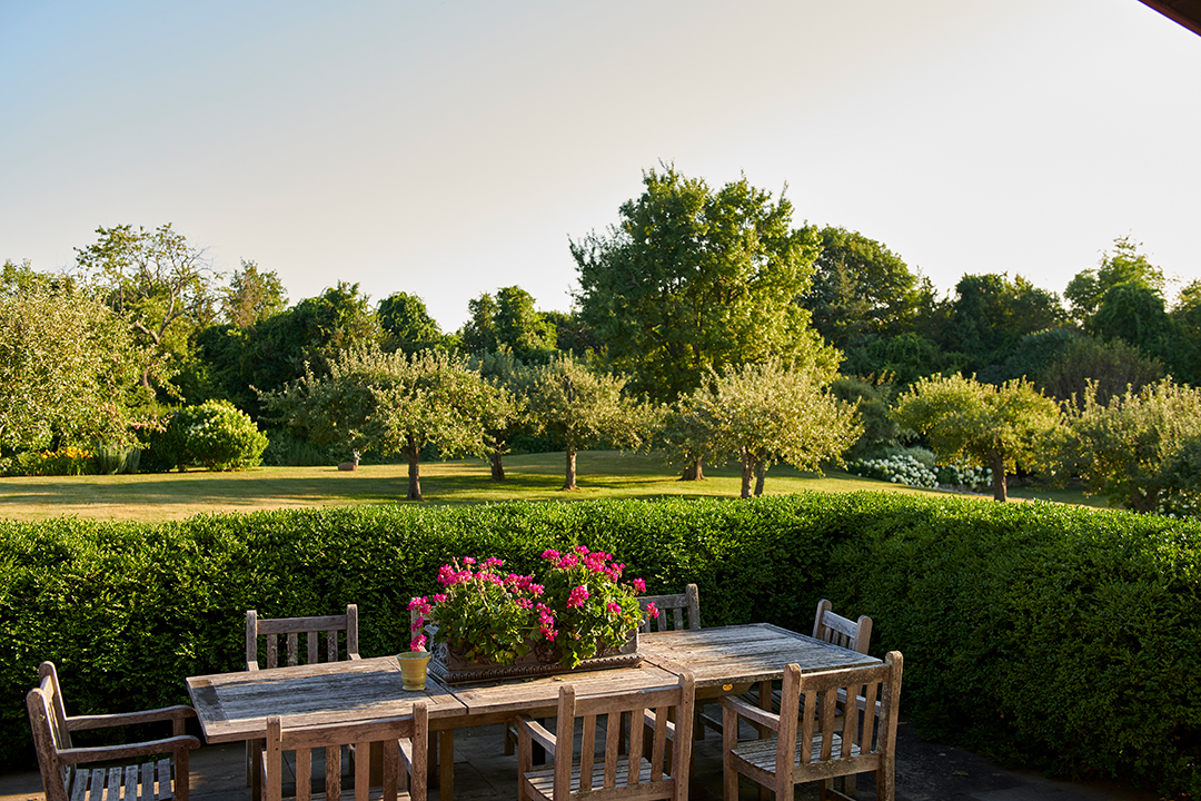 A Unique Hudson Valley Barn Residence Designed by Pietro Cicognani and ...