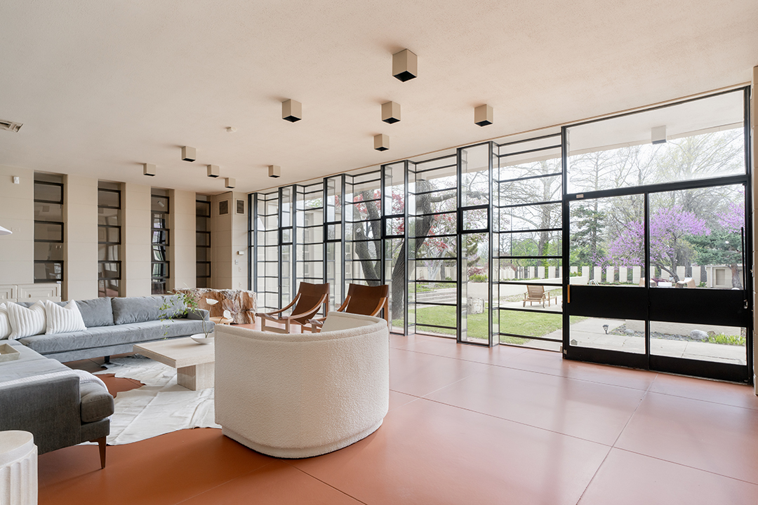 A Rare Frank Lloyd Wright Concrete Masterpiece Lists for $8M in ...