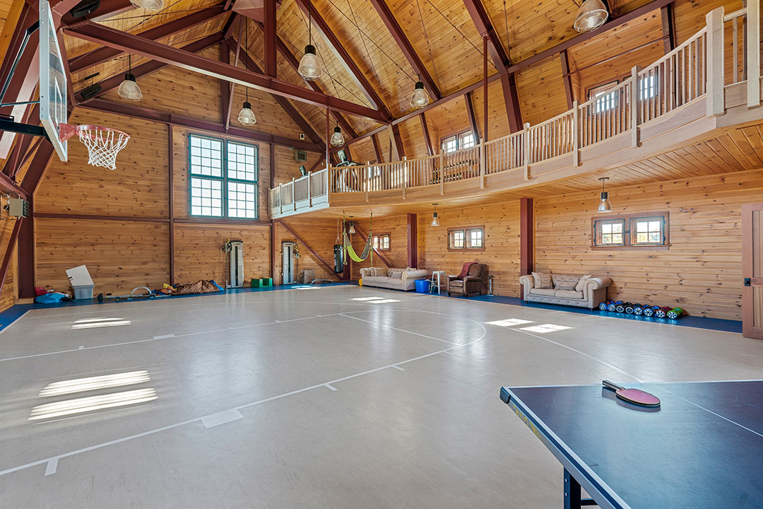 Meet Star Hill Farm: An Idyllic $18M Vermont Compound That Rivals ...