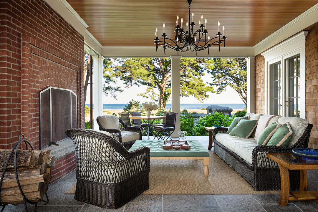 Discover 19 Breathtaking Waterfront Homes Designed by Shope Reno ...