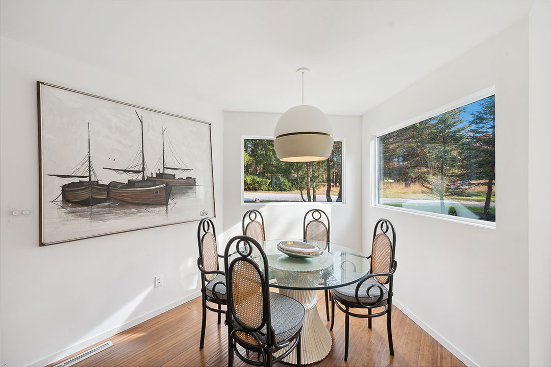 Designer Anthony Baratta's Long Island Home Is Available to Rent This ...