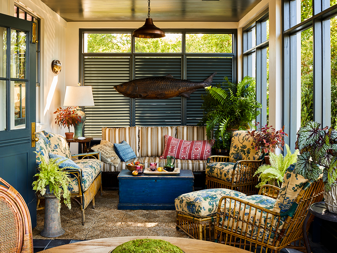 Interior Designer Bryan Graybill’s Artful Waterfront Home in Sag Harbor ...