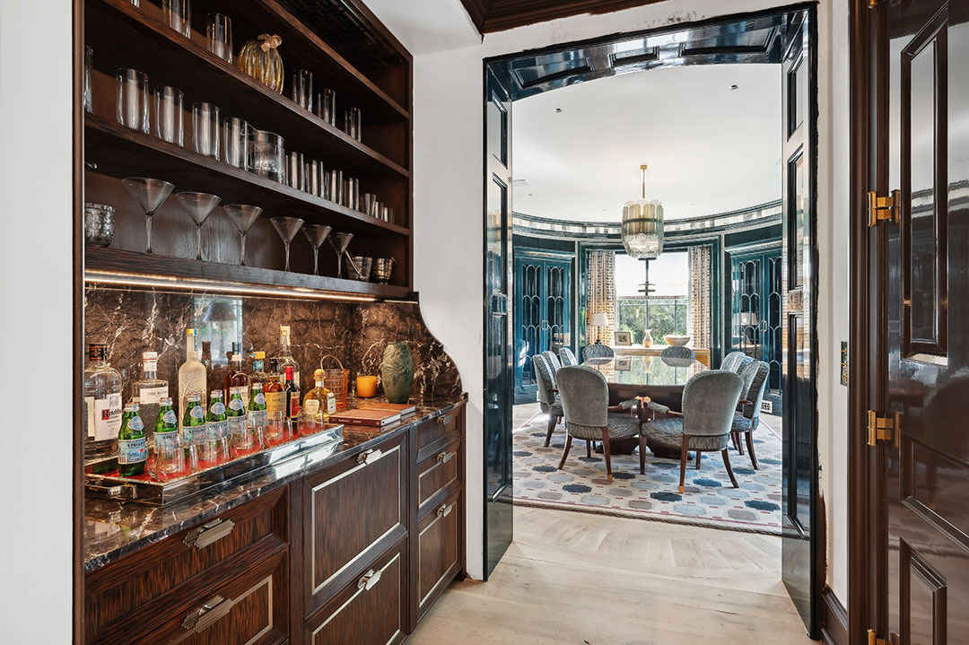 Designer James Michael Howard Seeks $25M for His Furnished East Hampton ...