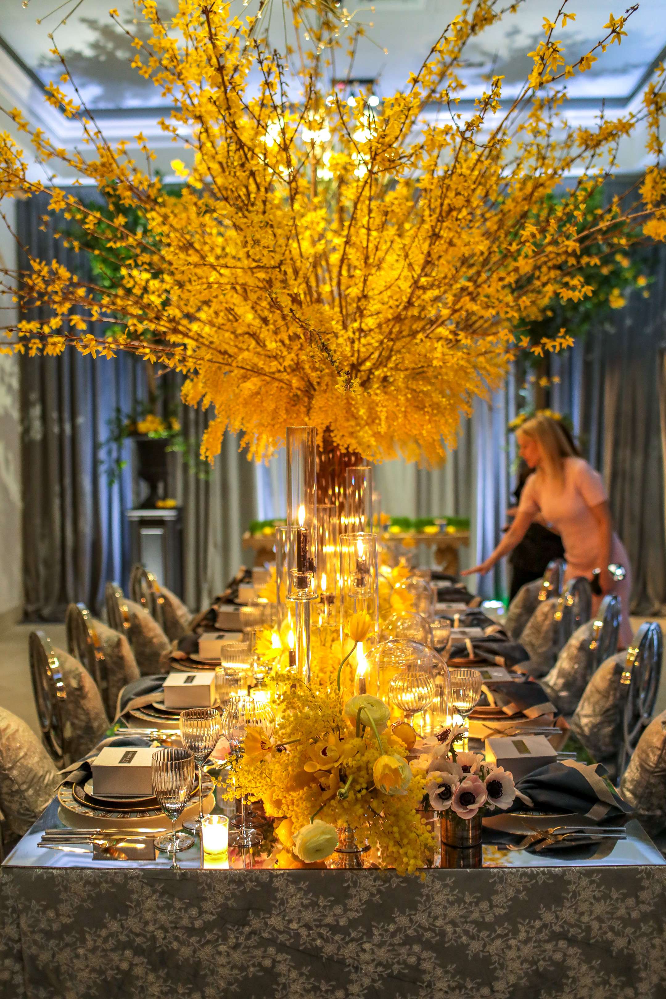 TAKING IT TO THE TABLE: PALM BEACH TABLETOP EVENT - Cottages & Gardens