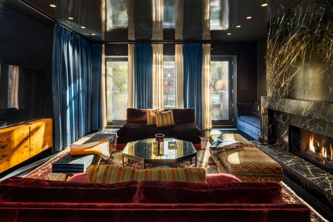 Step Inside a $5M Wainscott Home Where Modern and Traditional Meld