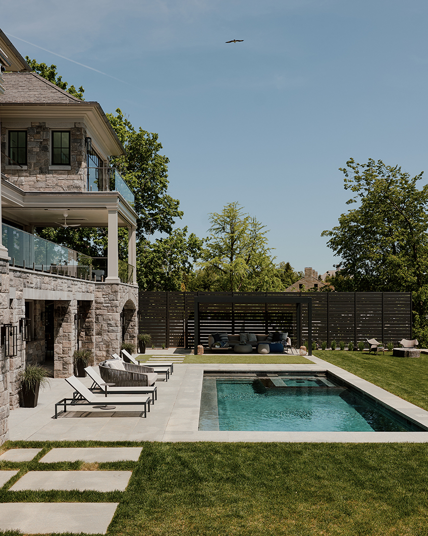 Inside an Art-Collecting Couple's Greenwich Legacy Home Designed by ...
