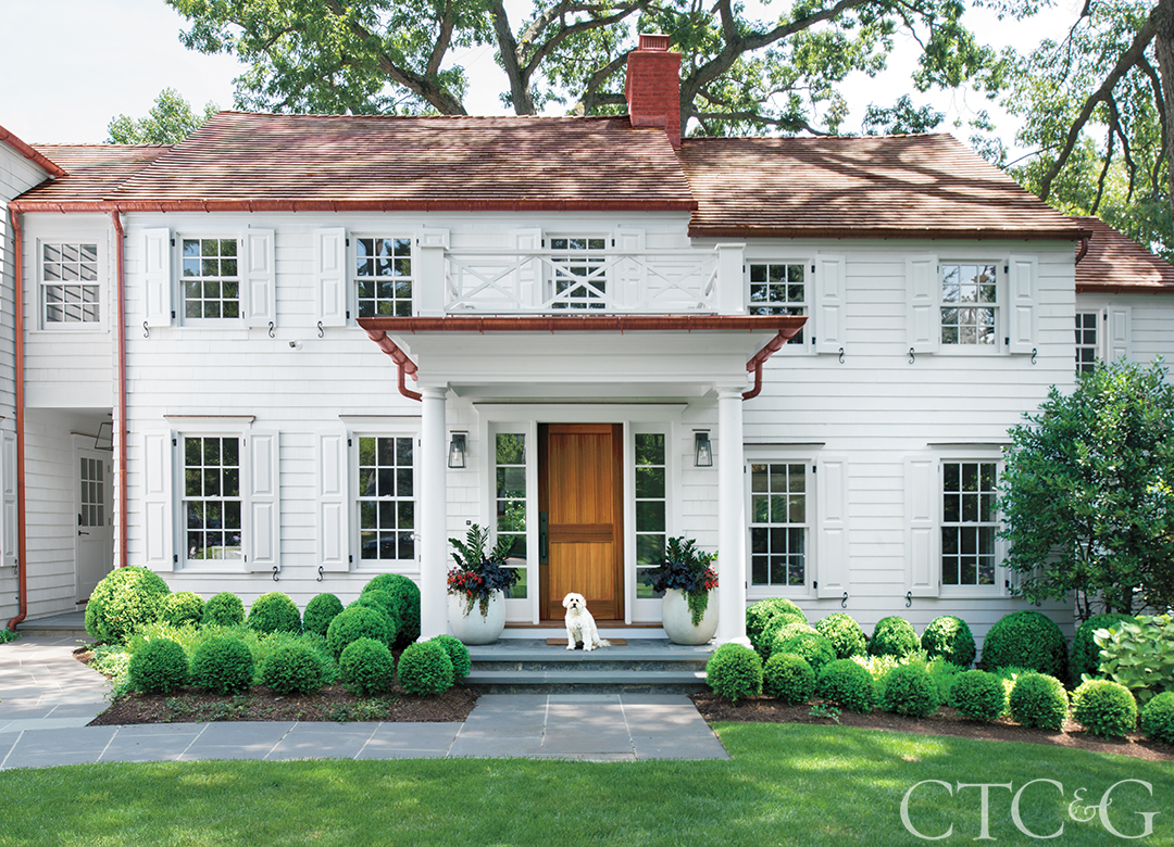 A Riverside Home Embraces Its Natural Surroundings with Contemporary ...