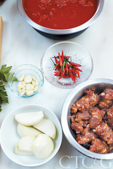 GALLERY The Marchetti Family Comes Together Every Sunday to Celebrate ...